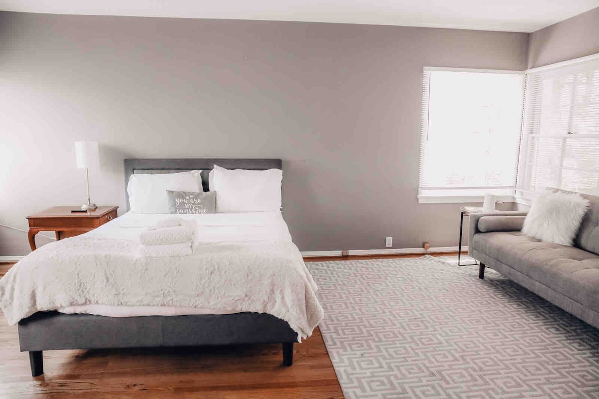 Casa de huéspedes de 2 dormitorios con estacionamiento gratuito ...