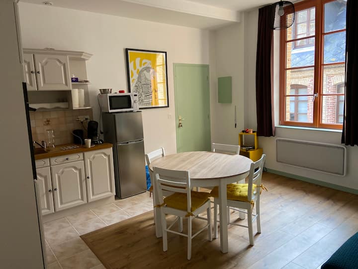 Joli F2 Sur Le Quai Henri Iv - Dieppe