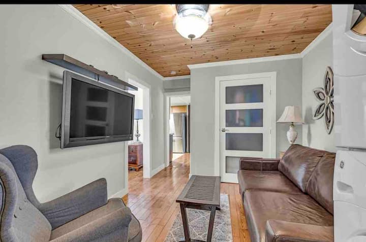 Great Place To Relax Close To All Tourist Areas - Ottawa