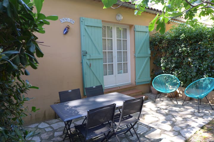 Saint Tropez, Appartement à 150 M De La Plage. - Saint-Tropez