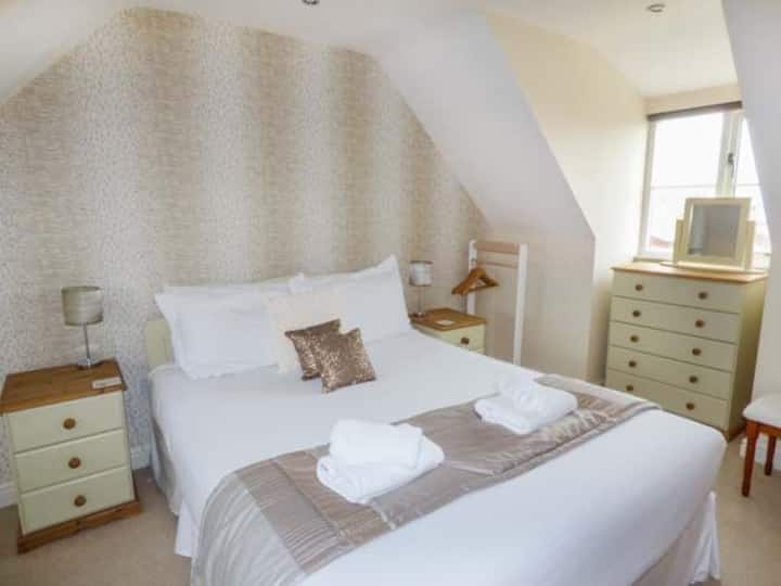 Oystercatcher Cottage, Whitby - Whitby