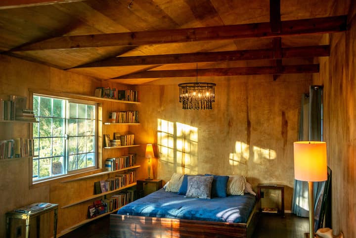 The Library at The Sea of Tranquility - Houses for Rent in Yucca Valley ...