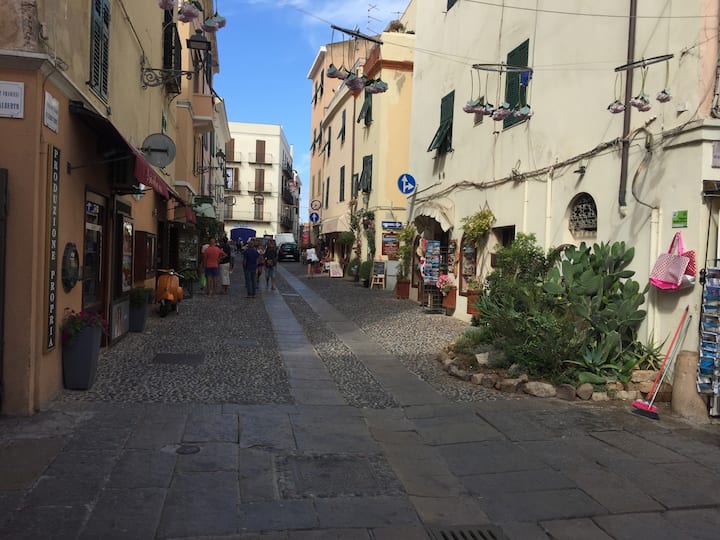 Appartamento Ristrutturato Al Centro Di Alghero - Alghero