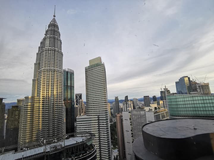 Lovely Sky Suites 3br (1 Min Walk To Klcc) - Kuala Lumpur