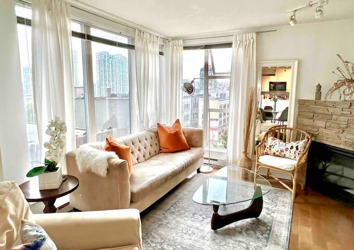 Furnished 2br + 2br Yaletown Prime Location! - North Vancouver