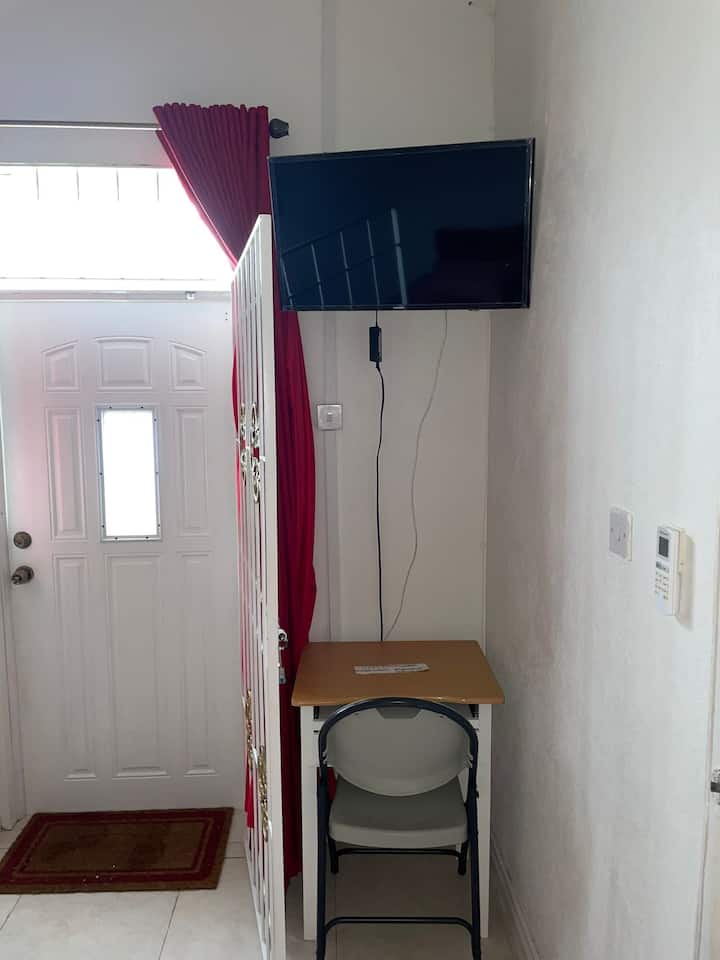 Studio Apartment Near Us Embassy/beach/supermarket - Worthing