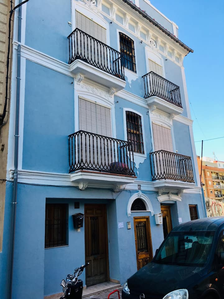Cozy Ground Floor Apartment Right On The Beach - Valencia