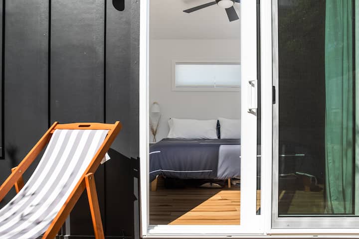 The Surf Shack - Walk To Downtown, The Amp & More - St. Augustine, FL