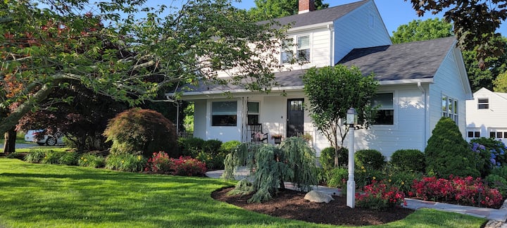 Newly Updated 4 Bedroom/ 3 Bath Home With Pool - Greenport, NY