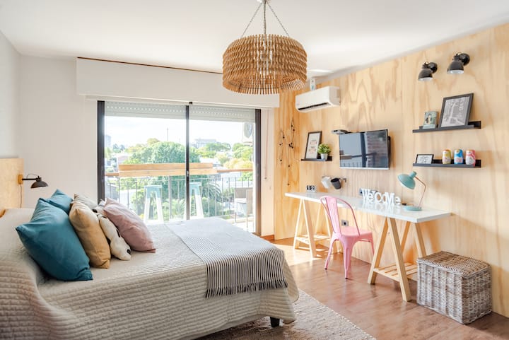 Encantador Estudio En Pocitos Con Garaje - Montevideo