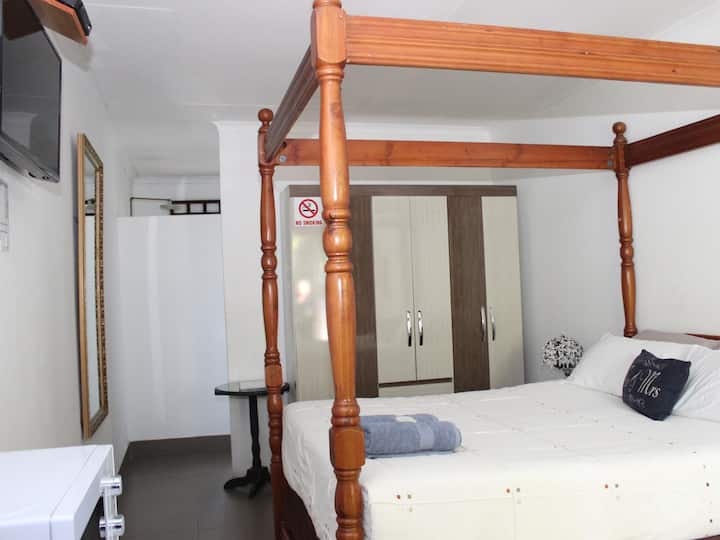 Private En-suite Rooms Lux - Bela-Bela