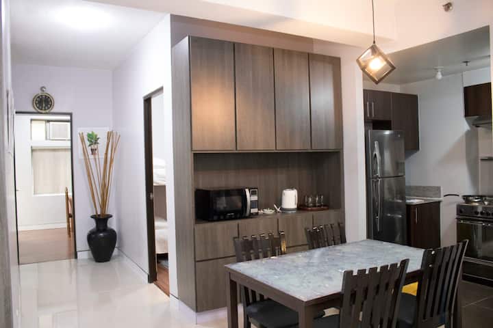 3 Bedroom 78sqm Manhattan Parkway Araneta Center - Quezon City