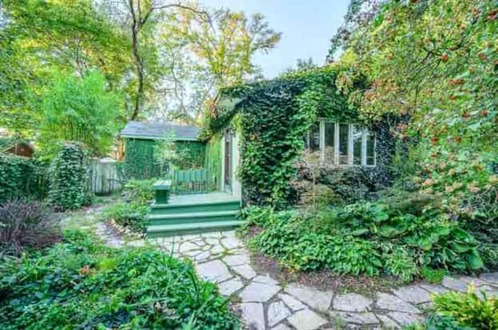 Earthy Hobbit Jungle W/ Privacy & Serenity - Wheaton, IL