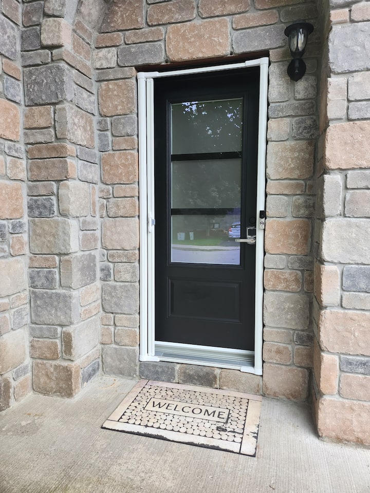 Belle Suite De 2 Chambres - Gatineau