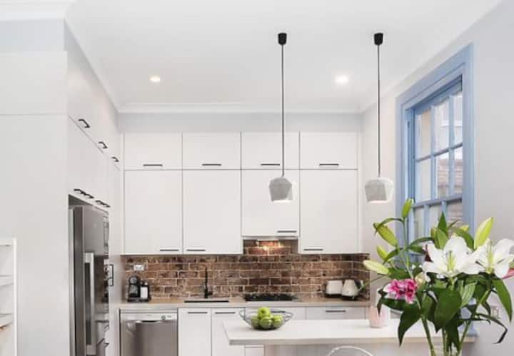 In The Heart Of Coogee - Minutes From Sand & Cafes - Randwick