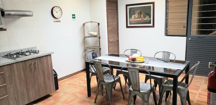 Casa Lago Habitación2 Baño Privado Balcón Vestidor - Guadalajara