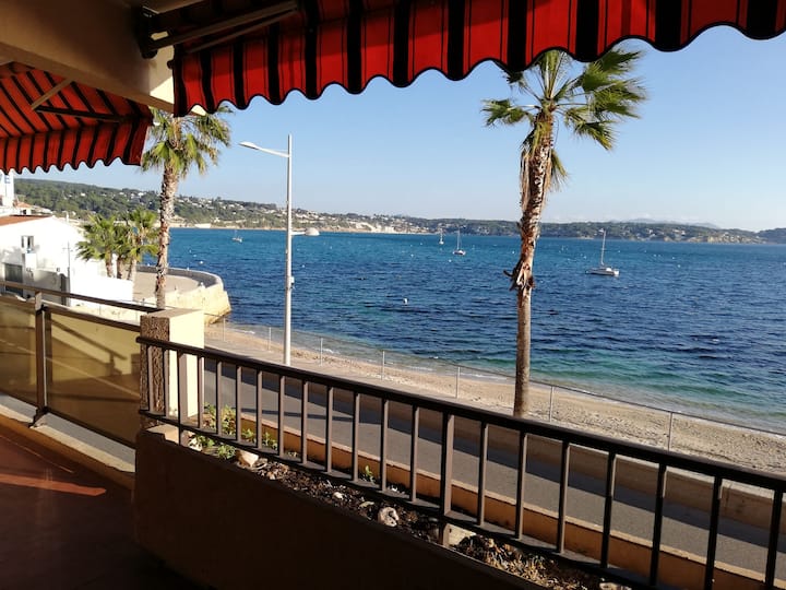 T2 Bandol Climatisé Face à La Mer - Bandol