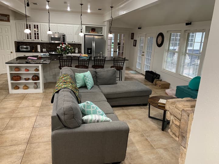 Waterfront/hot Tub Modern Oasis In City - Garland, TX