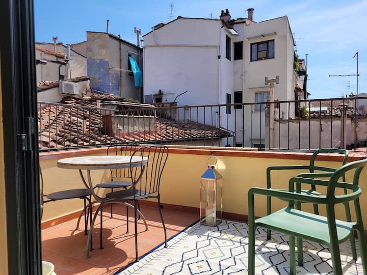 Monnalisa28
Apartment With Terrace - Florence