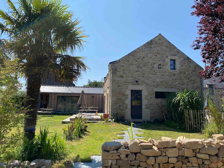 La Ria à Pied Depuis La Porte. Grand Jardin - Plouhinec