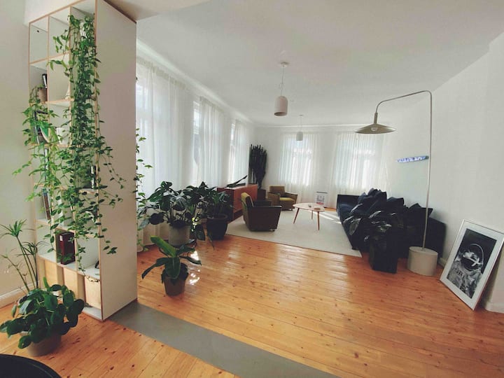 Central Sunny Apartment - Nuremberg