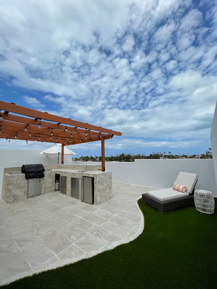 Luxe Terrace Escape | Outdoor Kitchen & Pool - Puerto Rico