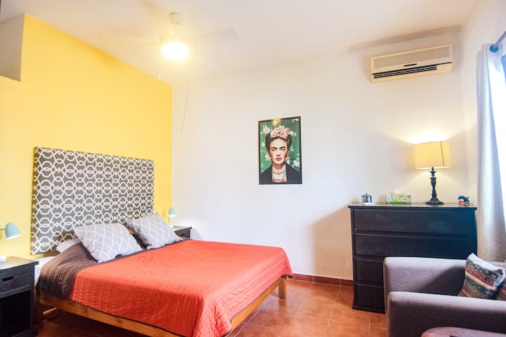 Awesome 1 Br Close To Coco Beach & 5th Av! - Playa del Carmen