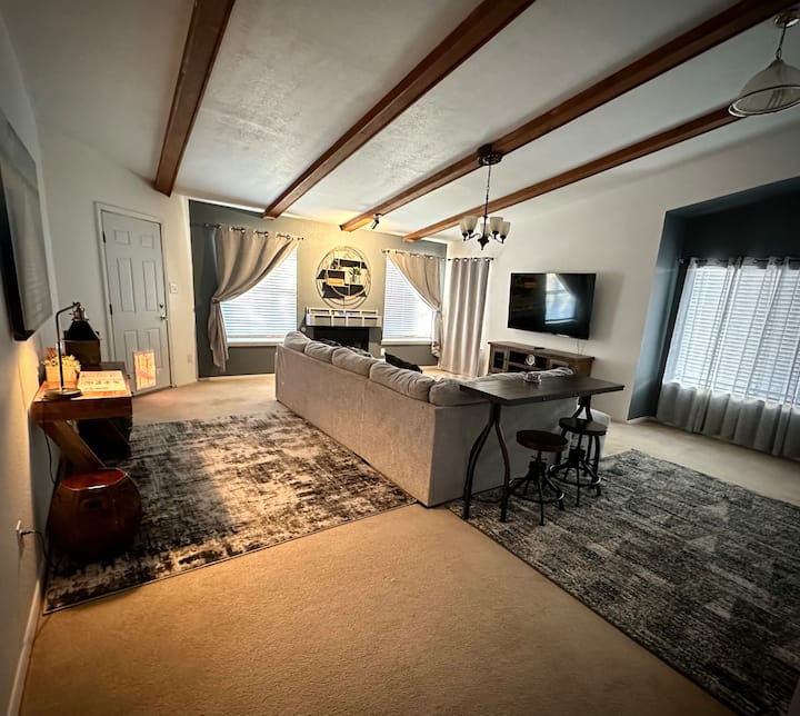 Cozy,clean,newly Furnished Casa In  Highrange Area - Las Cruces, NM