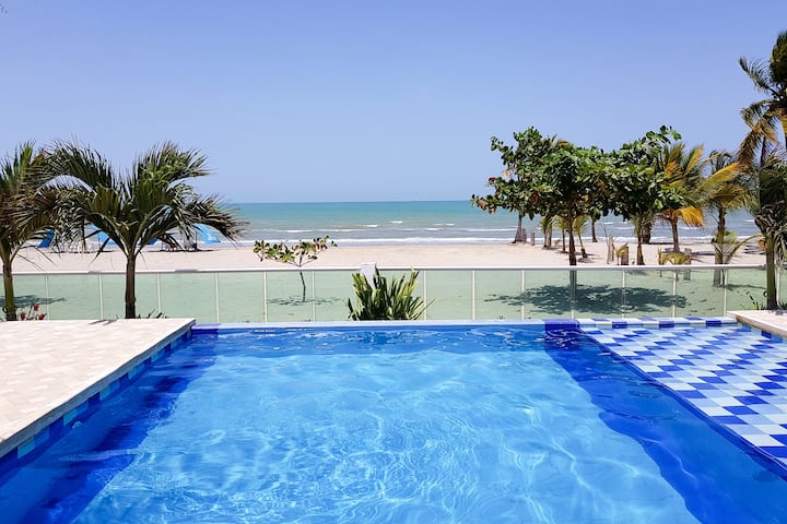 Amazing Apartment With Oceanfront Pool - Covenas