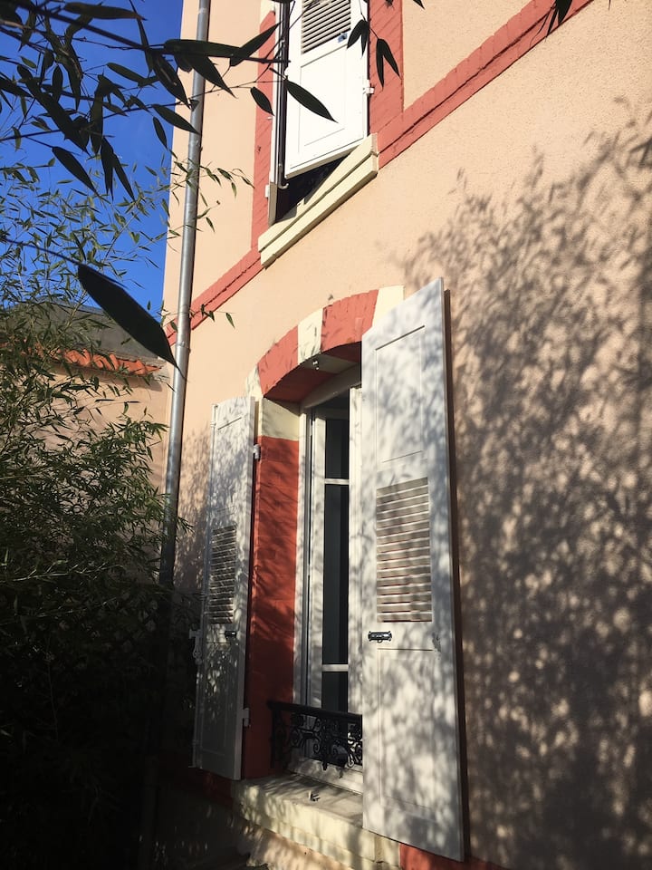 Charmante Maison à Deux Pas Du Plan D'eau De Vichy - Vichy