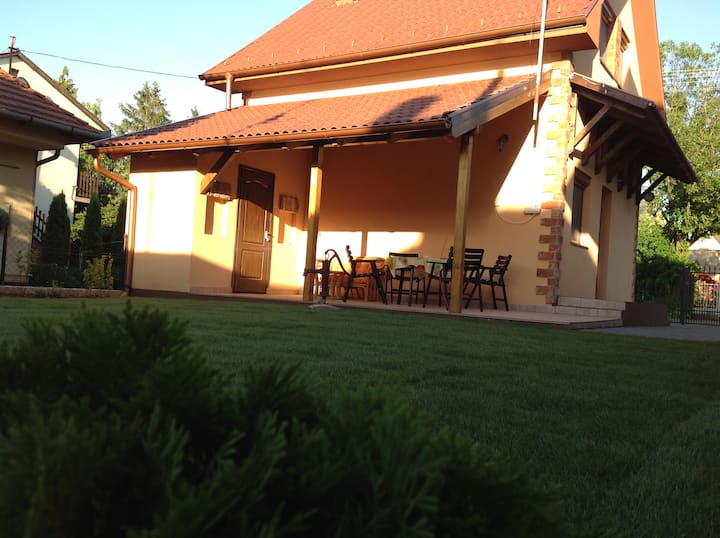 Akácfa Vendégház Hajdúszoboszló - Hajdúszoboszló