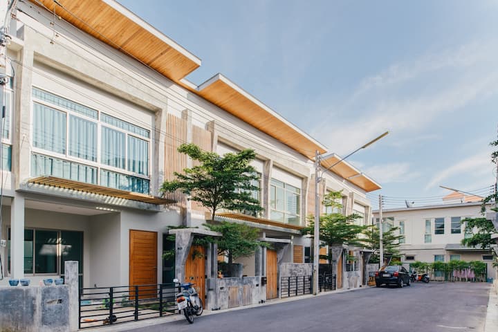 Eva Town Townhouses In Central Phuket - Phuket district, Thailand