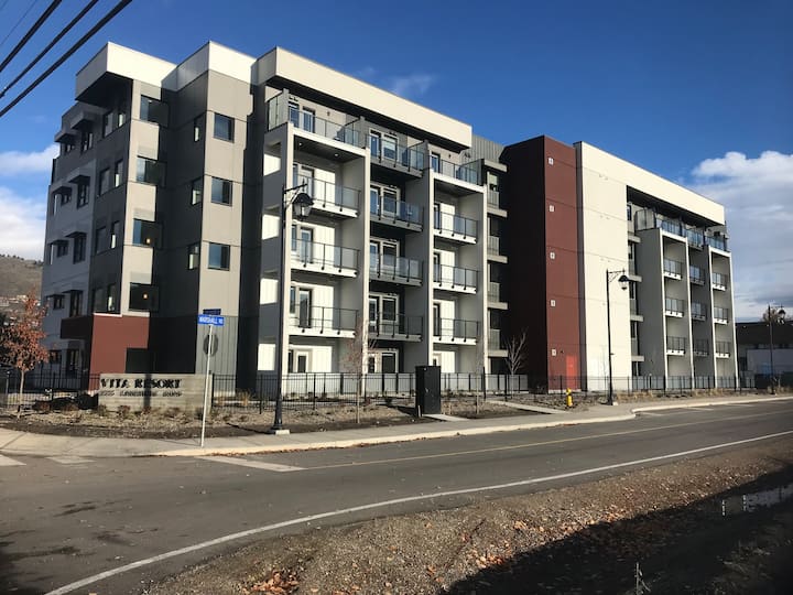 Vita Resort Unit #420 - Vernon, BC, Canada