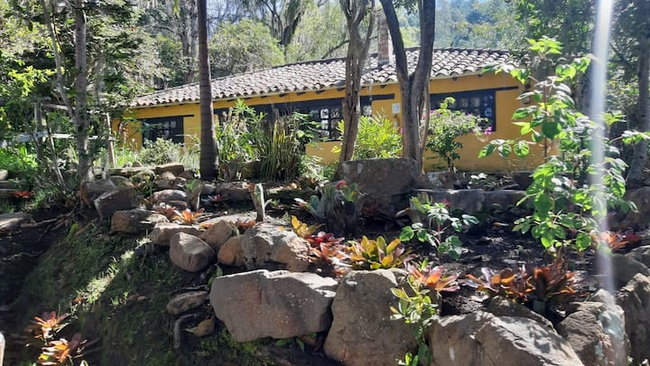 Quad Room #1 In Cabin W/ Pool ~Colonial House - Villa de Leyva
