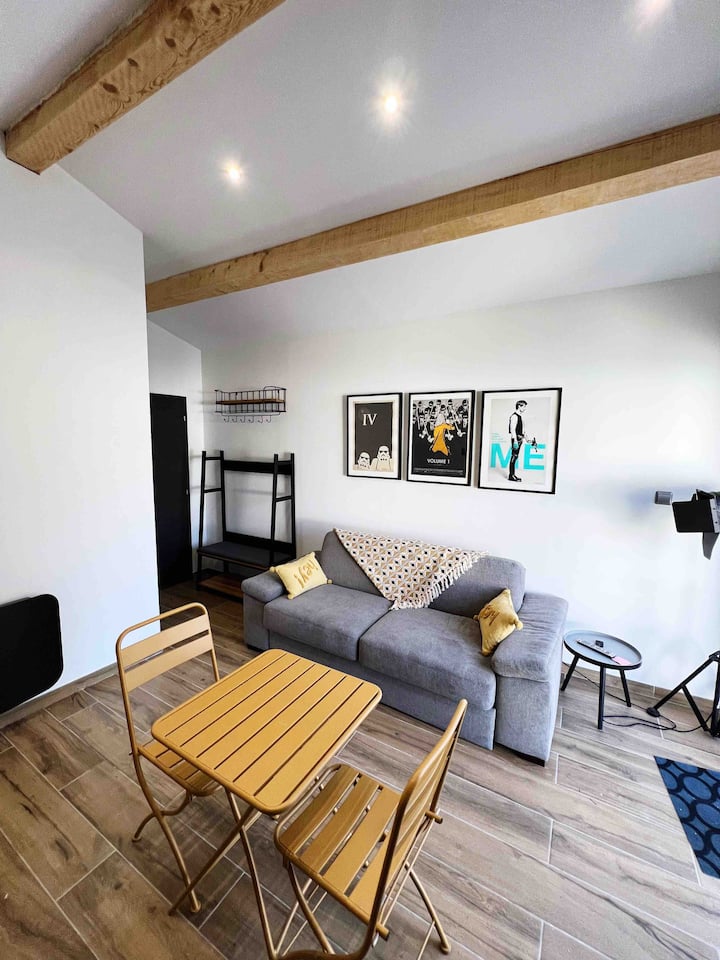 Adorable Gest House - Le Rove