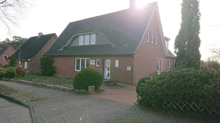 70 M² Ferienwohnung ∙ 2 Schlafzimmer ∙ 4 Gäste - Schneverdingen