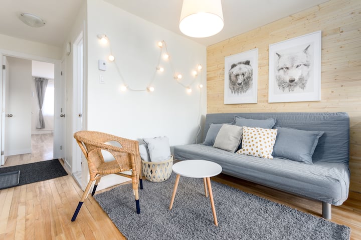 Confortable Et Bien Pensé Pour Longs Séjours - Montréal, QC