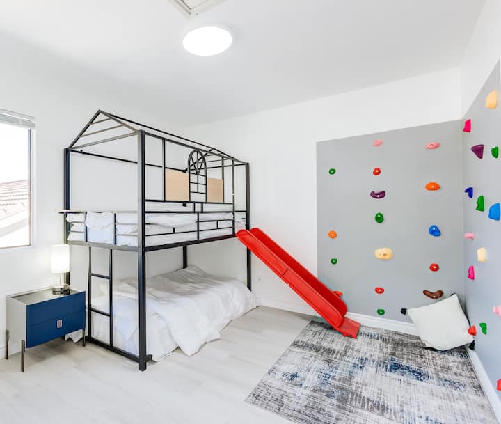 Monthly 30% Off! | Close To Beach | Chef Kitchen - Rancho Bernardo - San Diego