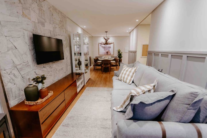 Lindo Apartamento Em Gramado, Otima Localização - Gramado