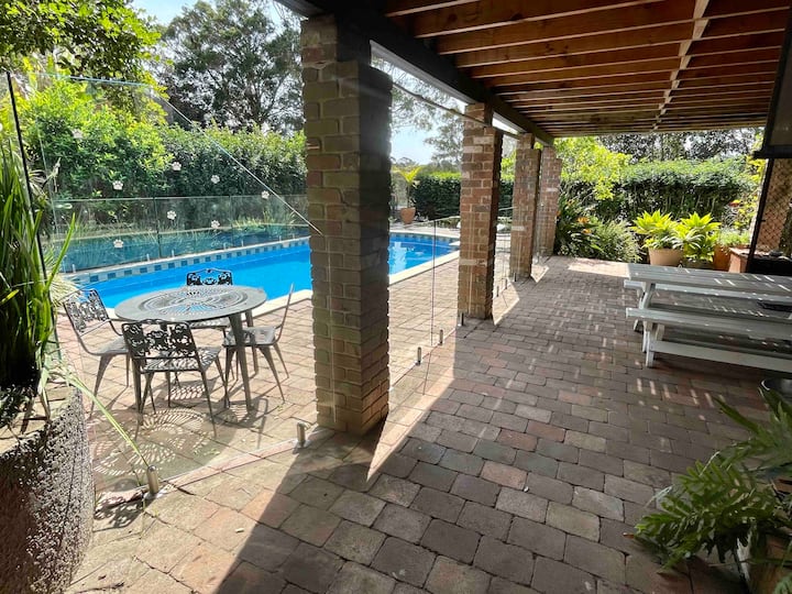 Guest Suite With Own Entrance And Pool - Lane Cove