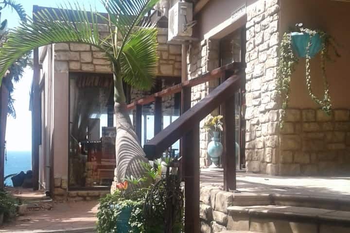 The Beach House Room 15 Inyoni - Amanzimtoti