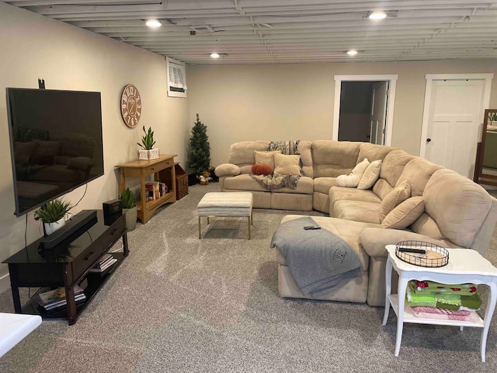 Country Charm @ It’s Best - Middlebury, IN