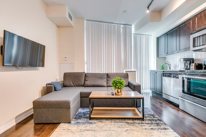 *Welcome Long Stay -Stunning Waterfront Suite - Mississauga