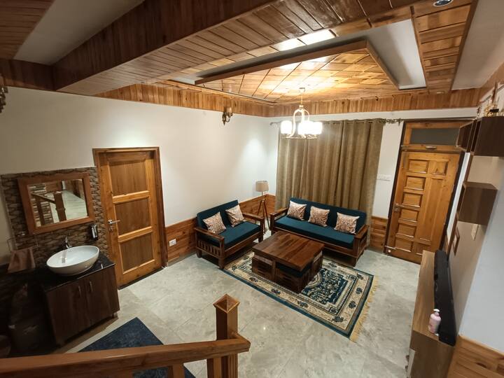 Wild Orchard Homestay 3bhk( 7-8persons) - Narkanda