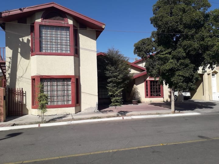 Acogedor Depa En Fracc Privado Seguridad 24 Hrs - Mexicali