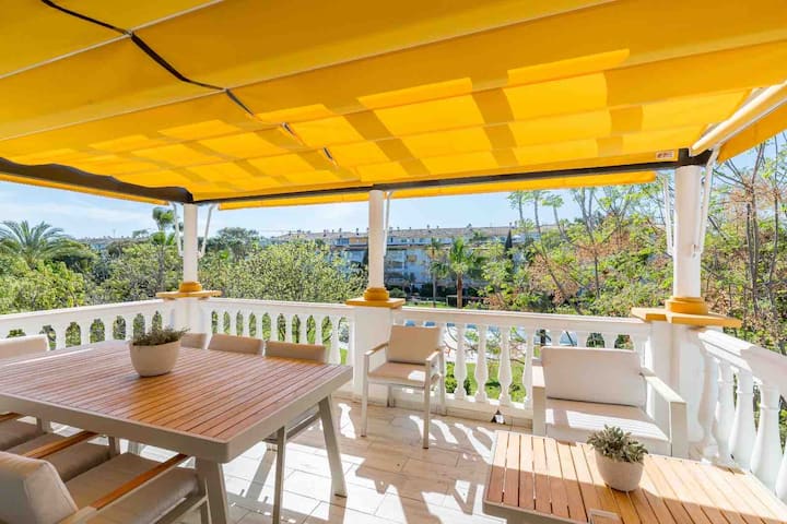 Superbe Appt,dama De Noche,puerto Banus,marbella - Marbella