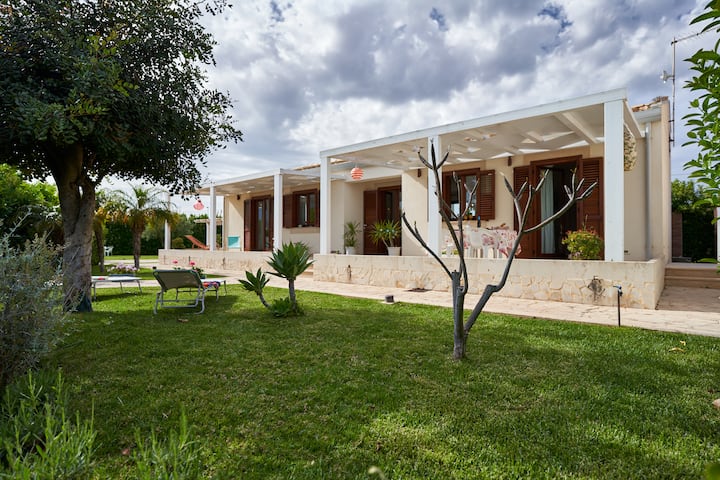 Villa Con Giardino Vicino Al Mare Marina Di Ragusa - Marina di Ragusa