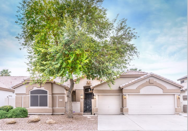 *Gilbert Getaway*  Welcome Back Pricing! - Gilbert, AZ