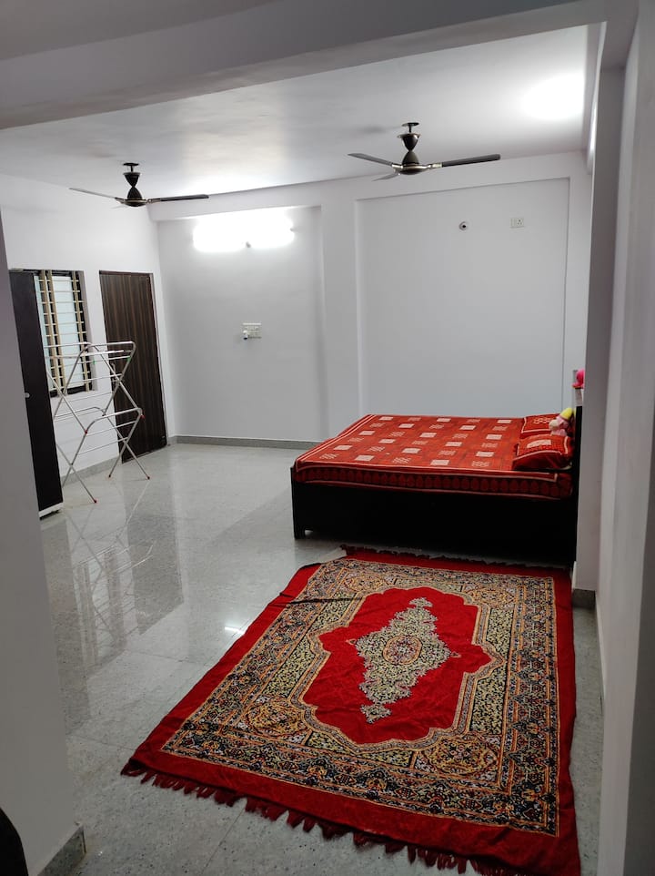 One Room Luxury Condo - Bhopal