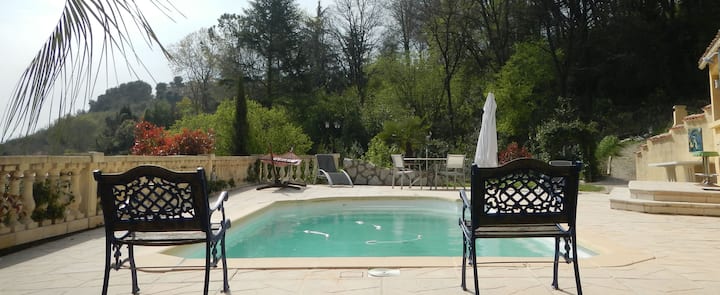 Studio Avec Piscine Au Cœur De La Côte D'azur - La Gaude